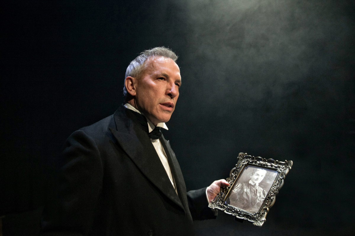 The Last Act of Harry Houdini – Era Journal